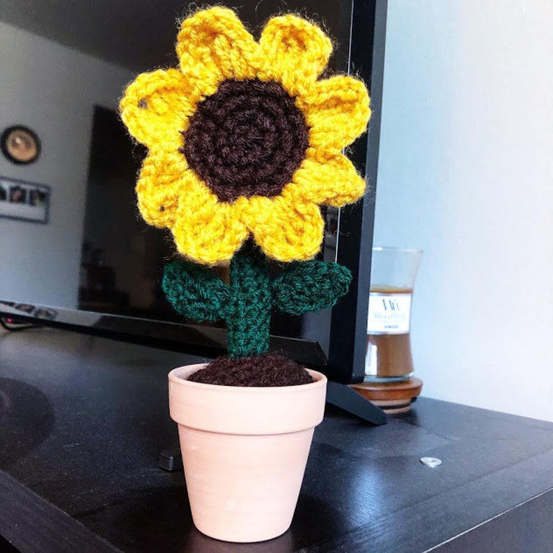 Crochet Potted Sunflower PATTERN Crochet Sunflower in a Pot - Etsy