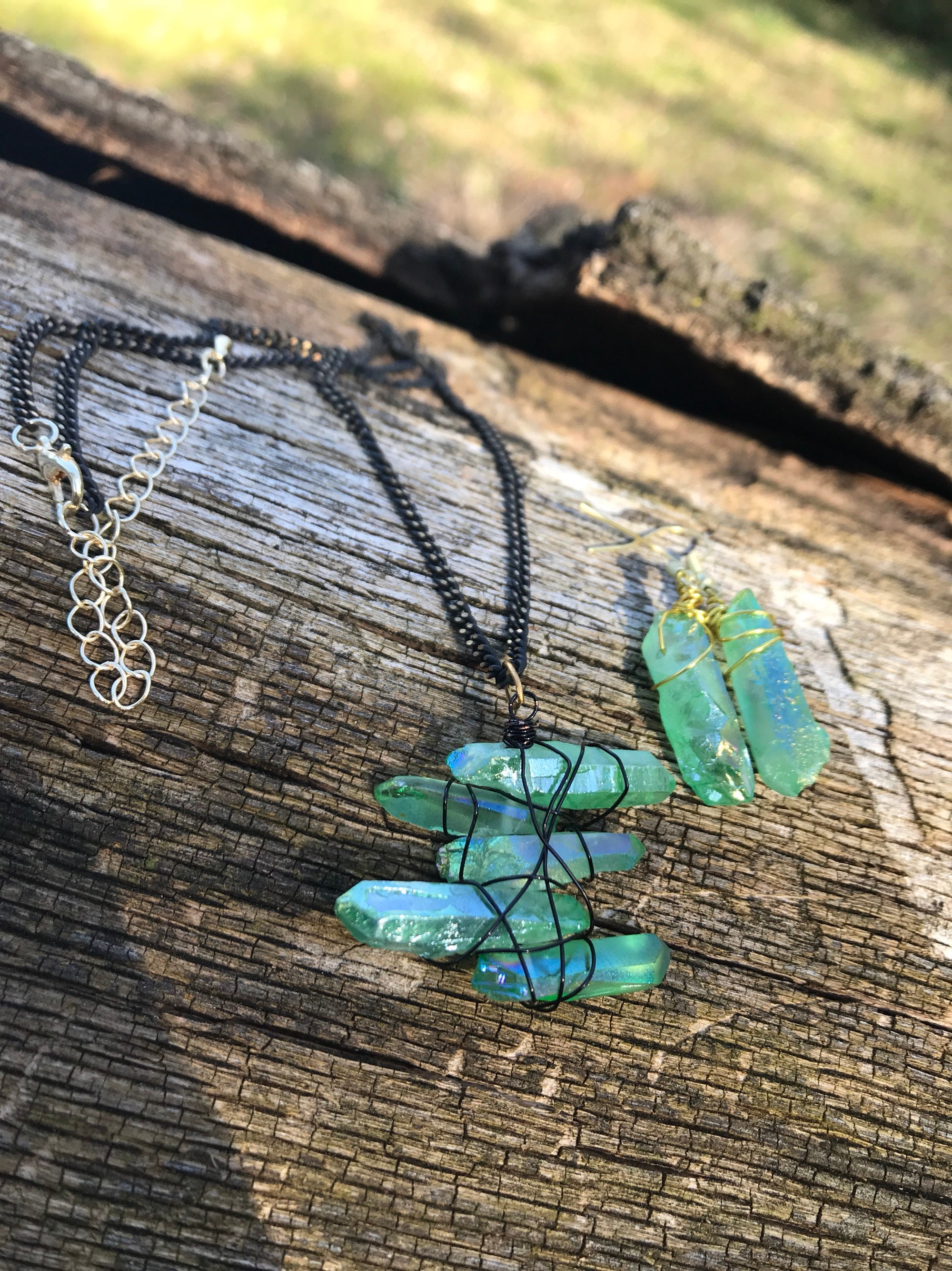 Wire Wrapped Crystal Necklace & Earring Set - Etsy.de