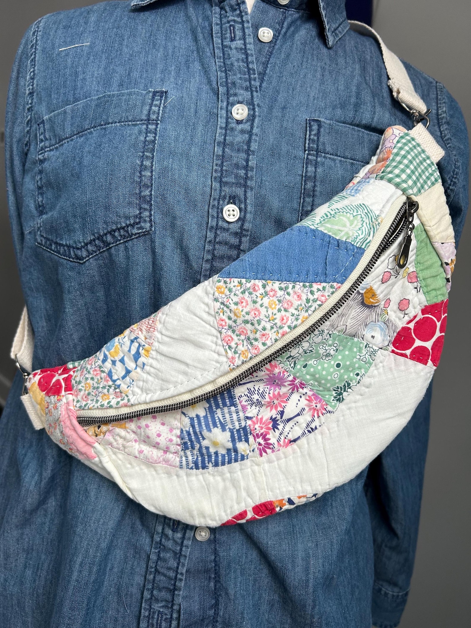 Vintage Quilt Belt Bag Fanny Pack Hand Stitched Farmhouse Style Cottage ...