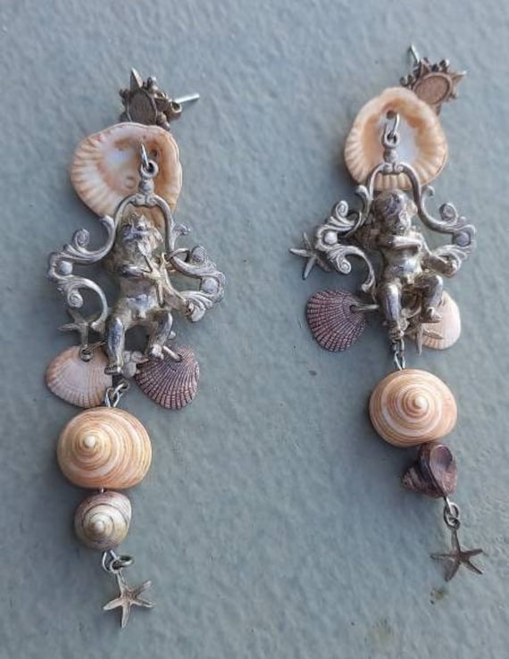 victorian sea shell and - Gem
