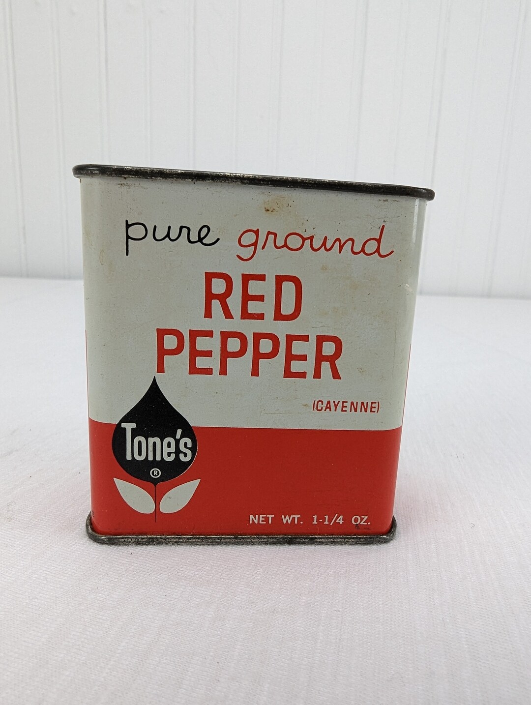 Vintage Tone's Spice Tin Pure Ground Red Pepper Cayenne 1.25oz Swivel ...