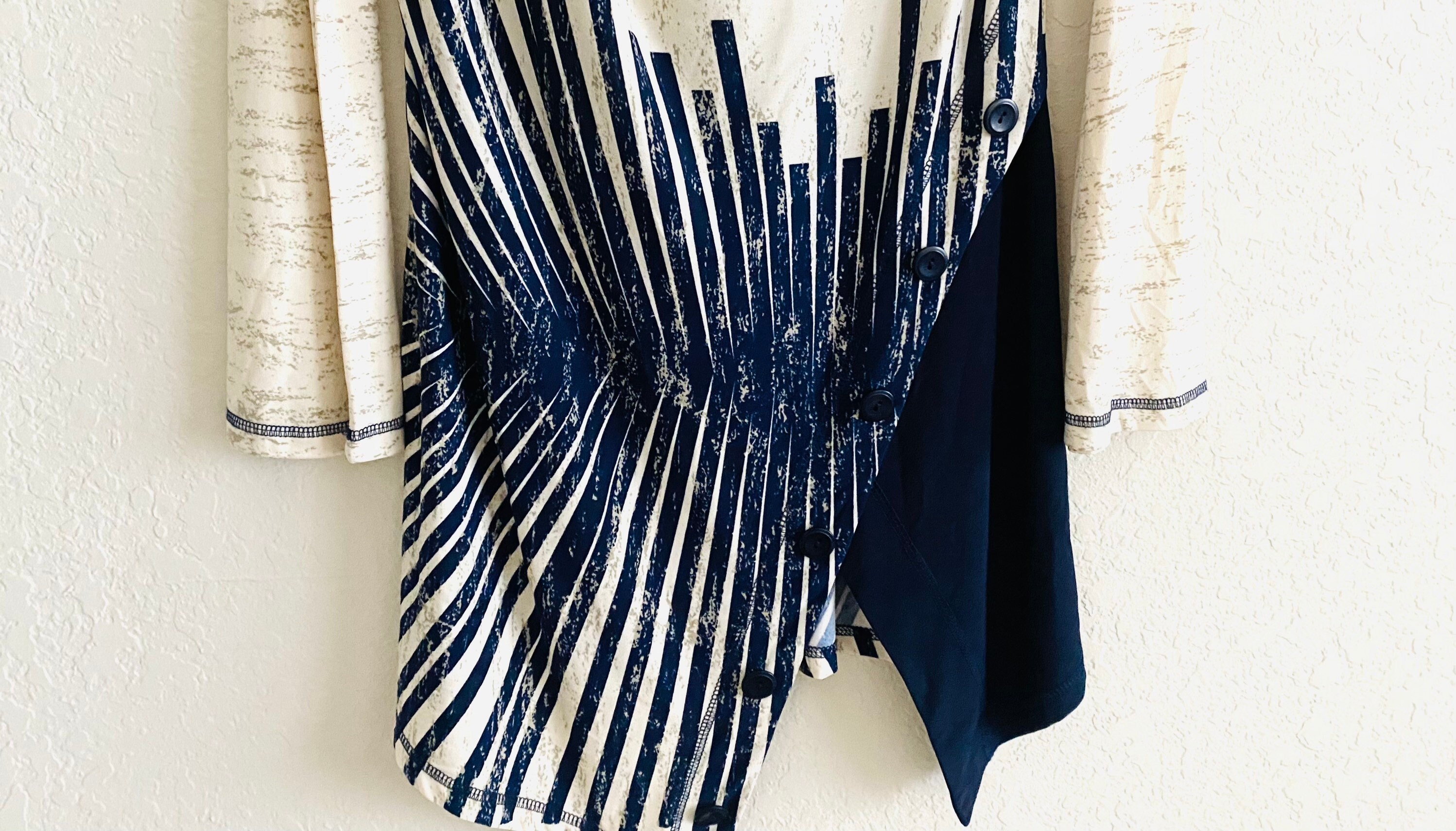 Artex Fashions Y2K Blue & Cream Y2K Cowl Neck Fitted Asymmetrical Tunic ...