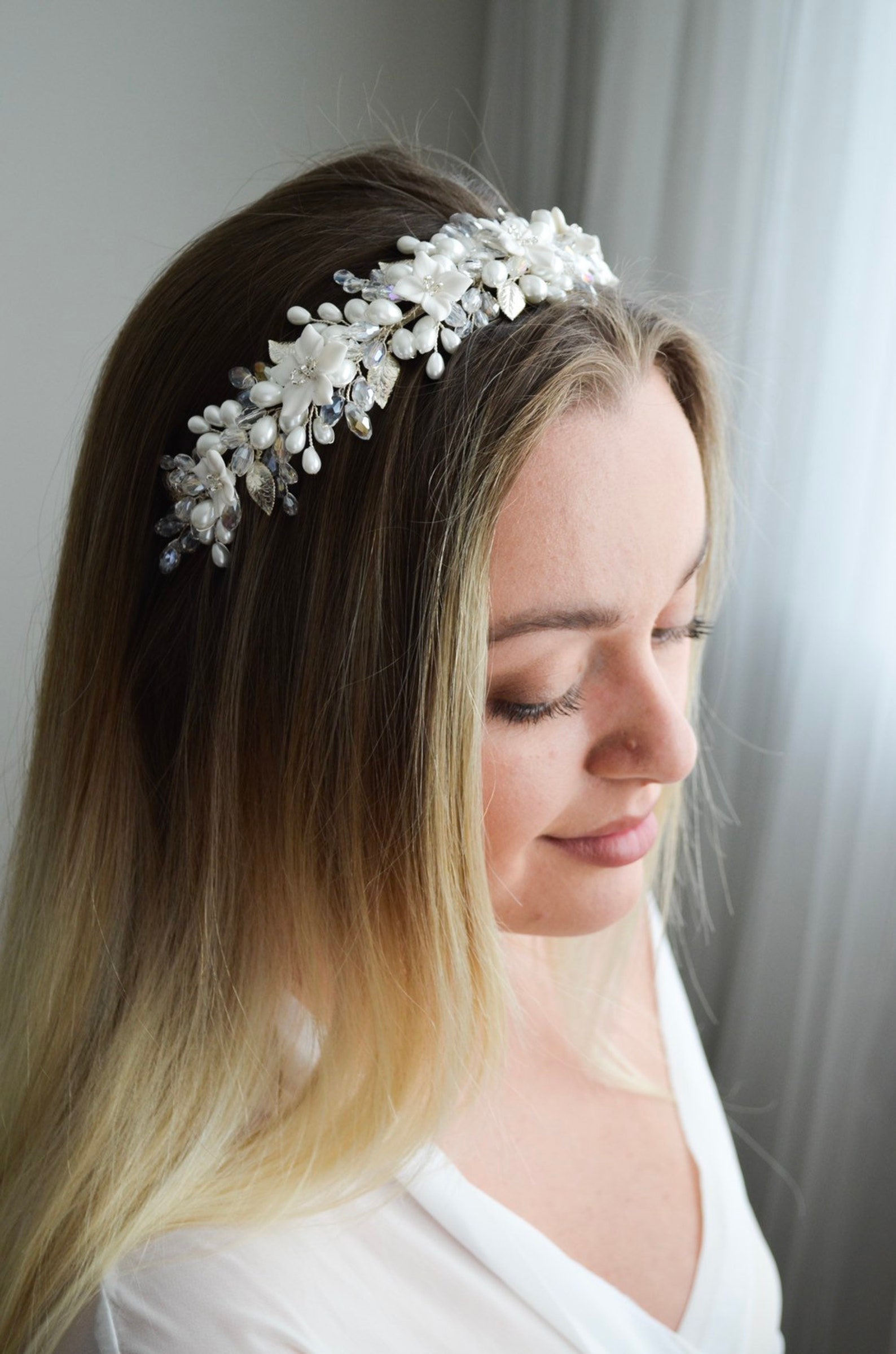 White Flower Hair Tiara Floral Pearls Wedding Headband Etsy