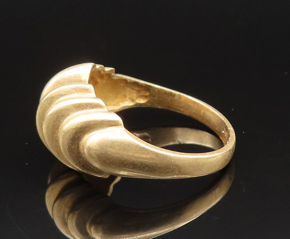 14K GOLD - Vintage Graduated Split Ribbed Dome Ring S… - Gem