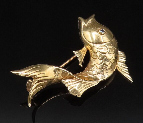 14K GOLD - Vintage Carved Fish With Blue Sapphire Eye… - Gem
