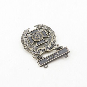 925 Sterling Silver Vintage WW2 Rifle US Army Badge Brooch Pin BP7465 ...