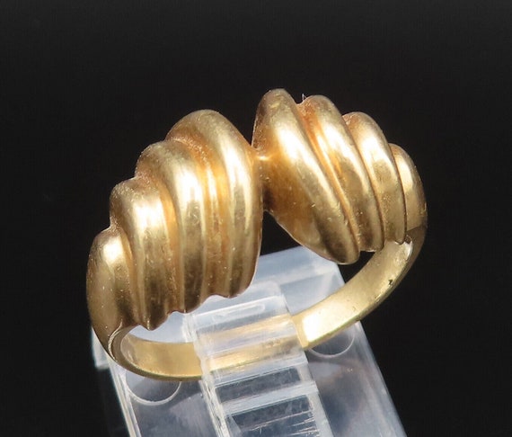 14K GOLD - Vintage Graduated Split Ribbed Dome Ring S… - Gem