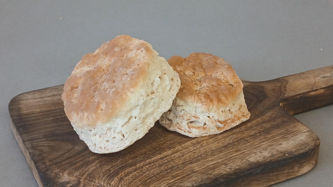Real Primitive Southern Biscuits With Cinnamon Home Decor ONLY Not for ...