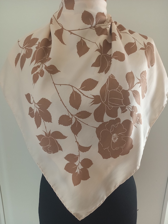 Vintage Jacqmar Floral Silk scarf . - Gem