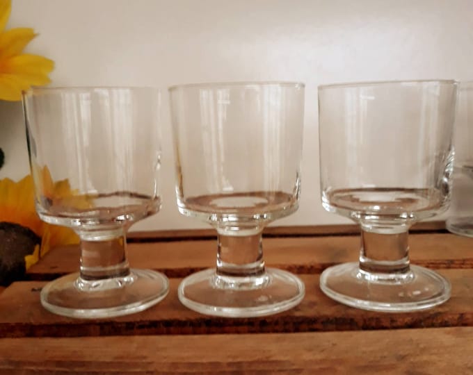 5 Beautiful Thick Stem Wine Glasses With Thick Stem 70s Etsy