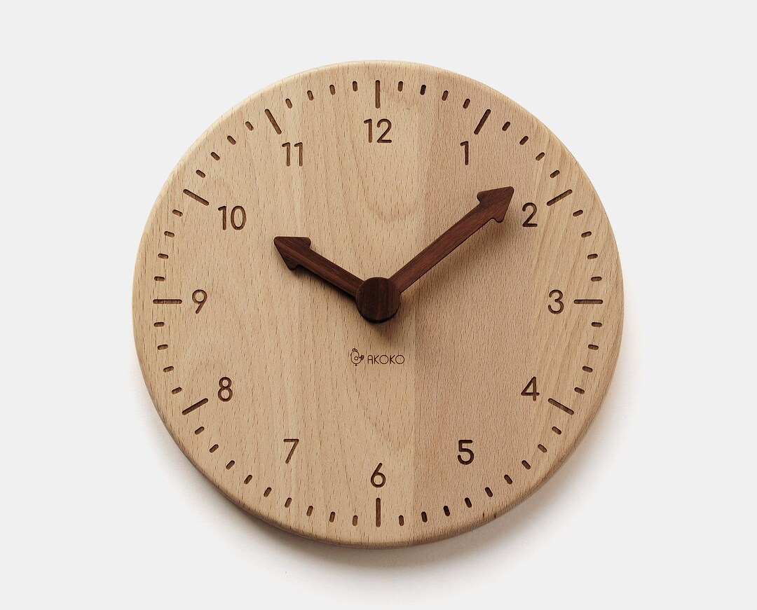 Wooden Toy Clock - Learning to Tell the Time Game - Educational Toy ...