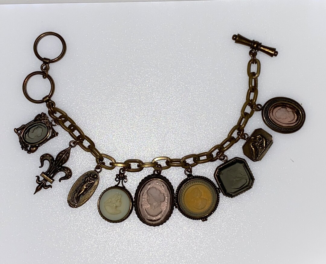 Vintage Signed EXTASIA Intaglio Cameo EXT Toggle Bracelet - Etsy