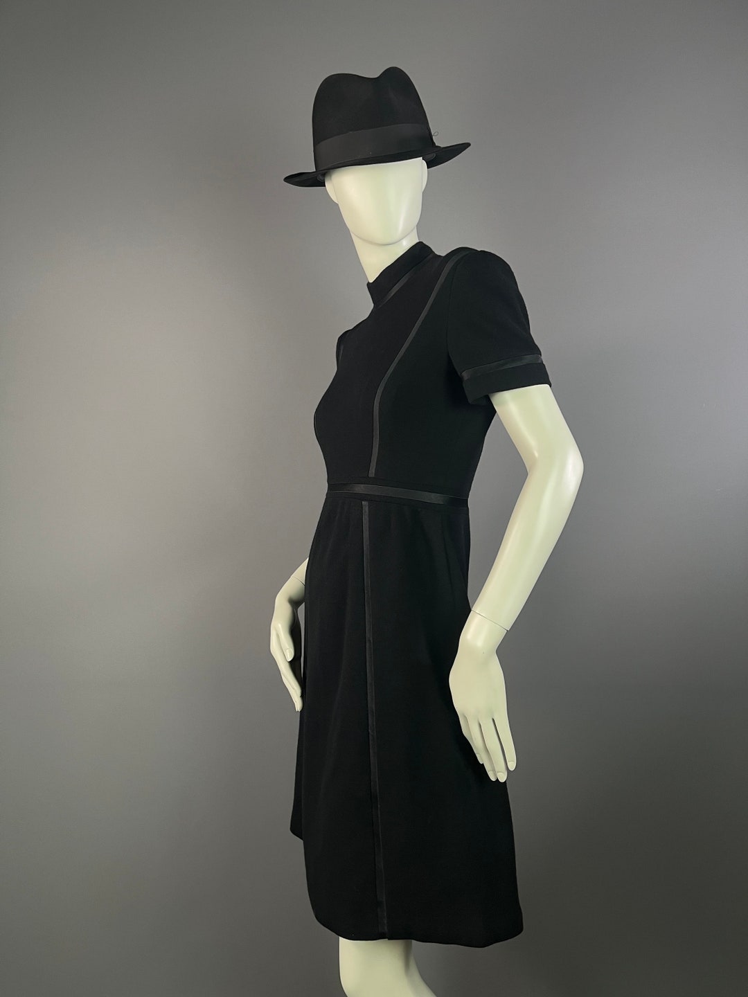 PIERRE BALMAIN - Haute Couture - Black Wool and Satin Dress - Approx ...