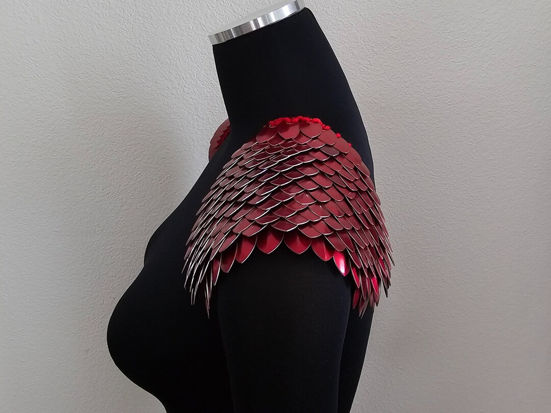 Dragon Scale Shoulders, Scalemail Epaulets, Knitted Dragon Scale ...