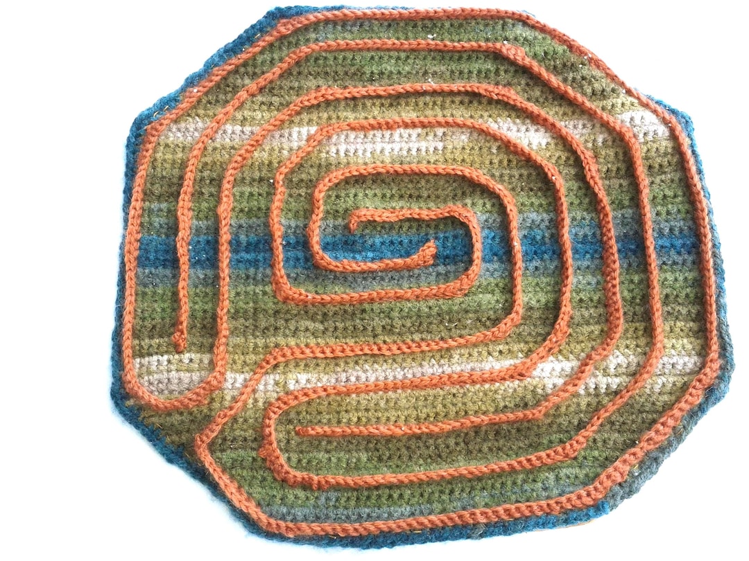 Crocheted Labyrinth, 27 X 32 Cm, Finger Labyrinth - Etsy