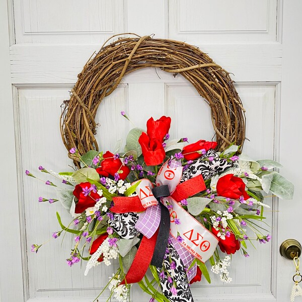 Delta Sigma Theta Sorority Wreath - Etsy