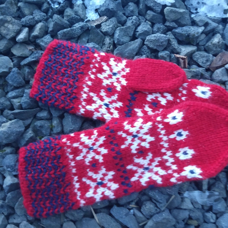 Red Mittens - Etsy