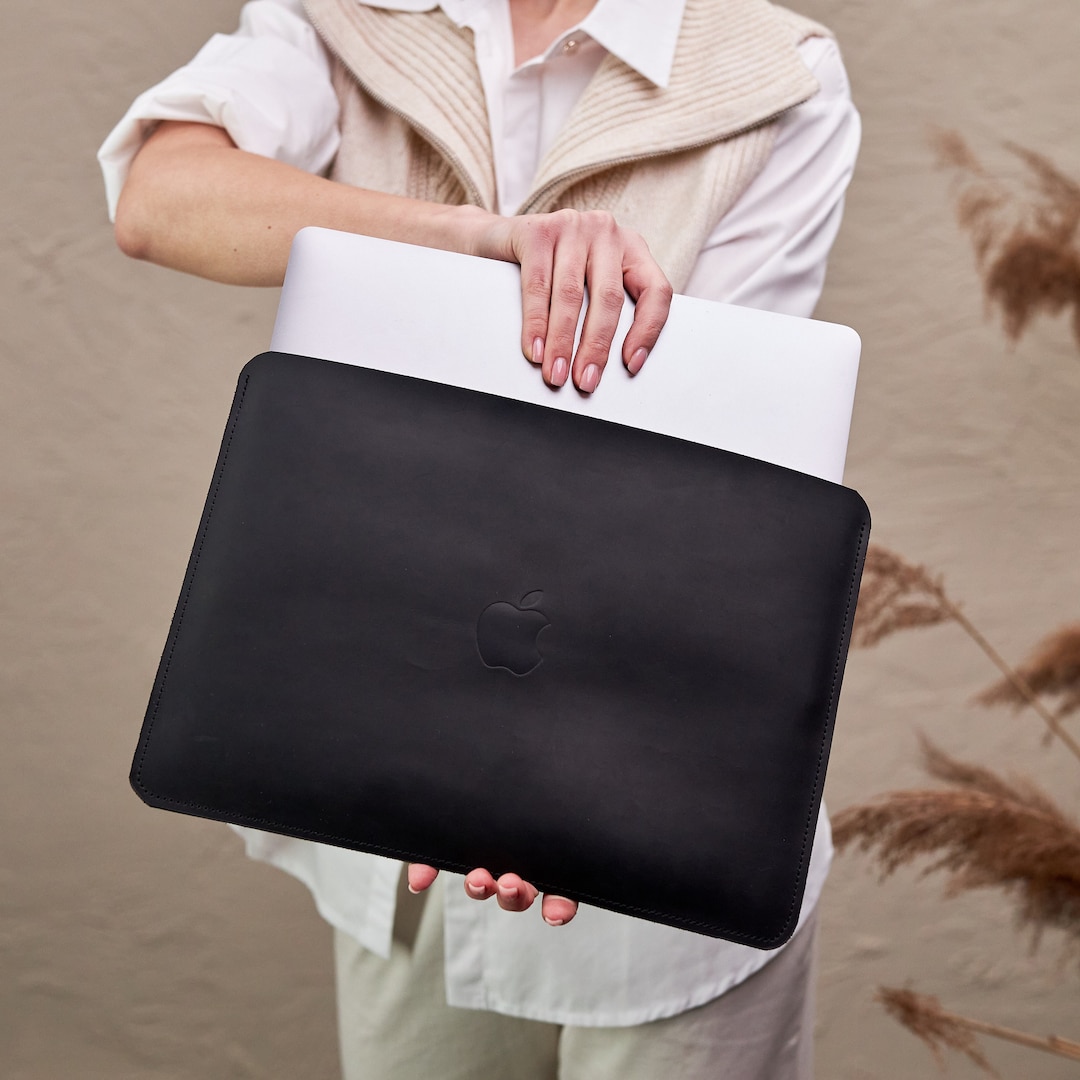 Personalized Leather MacBook Sleeve, MacBook Pro 16 Leather Sleeve ...