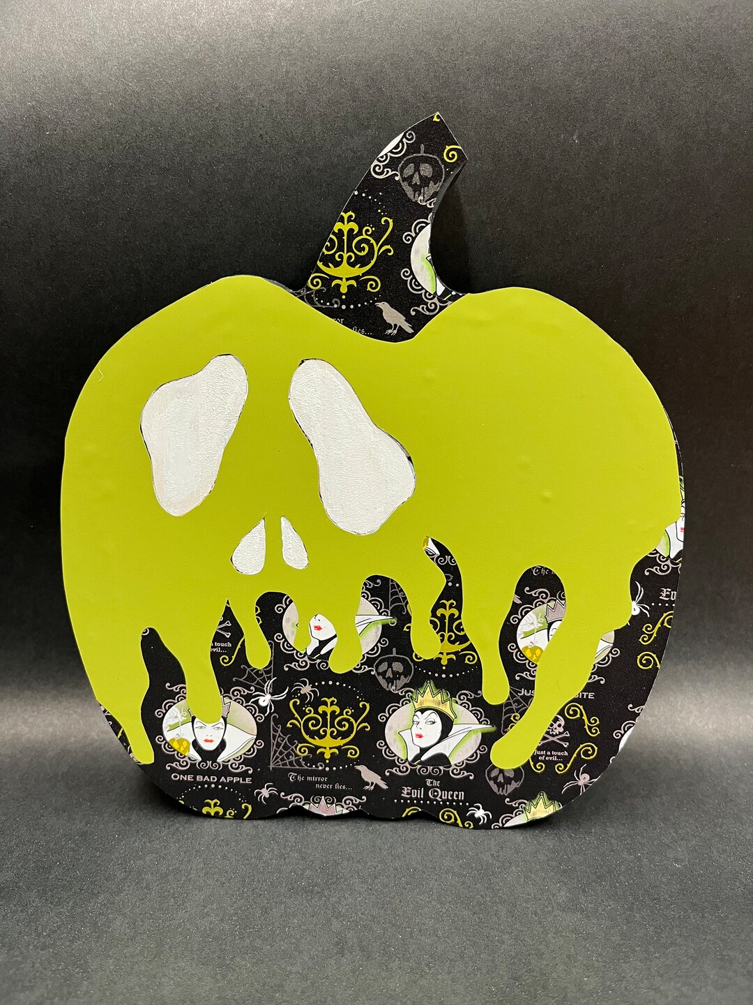 Evil Queen - Villain - Poisonous Pumpkin - Etsy