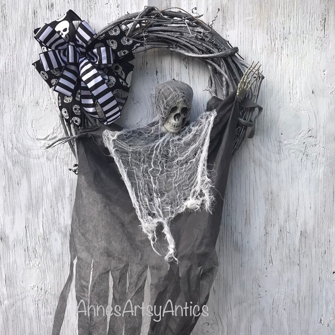 Skeleton Wreath,skeleton Grapevine,gothic Skeleton Wreath,goth Skeleton ...