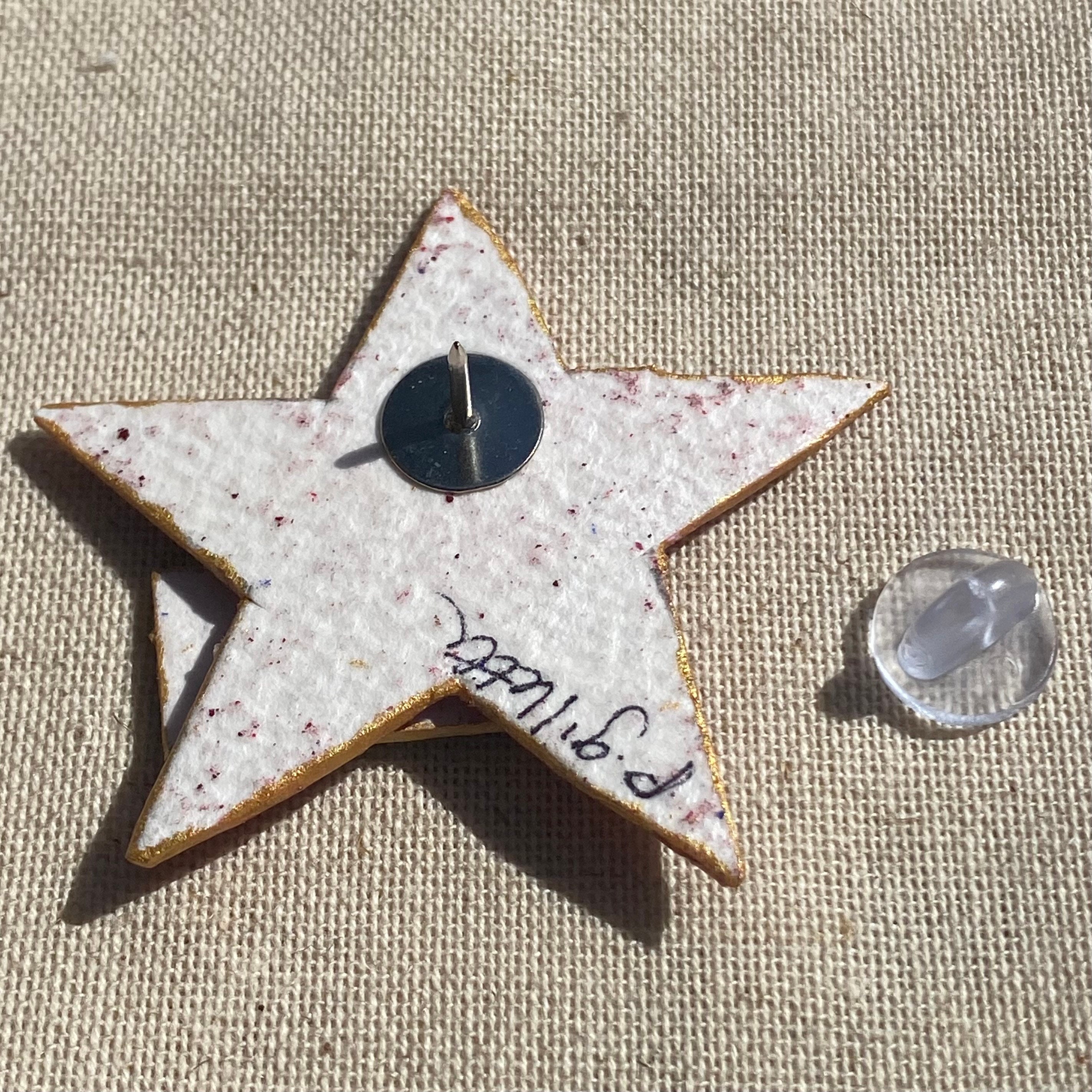 RED Star Pin, Brooch, Remember Everyone Deployed, on Fridays We Wear ...