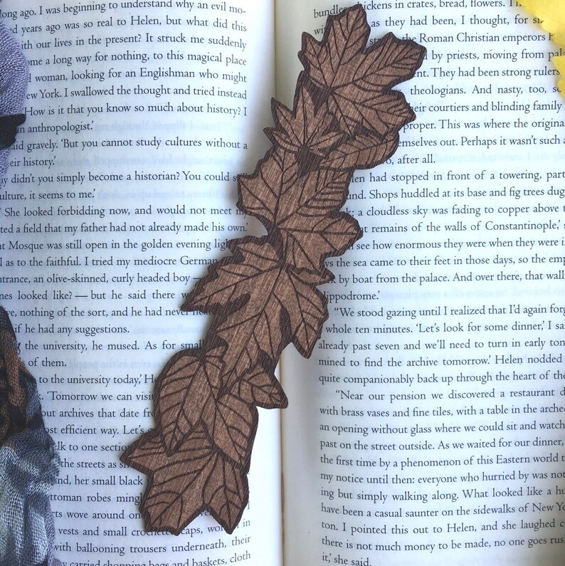 Autumn Leaves Wooden Bookmark | Gift for Book Lovers | Nature Bookmark ...