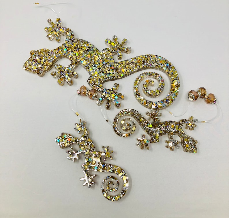 Gold Glitter Resin Gecko Suncatcher 24" - Etsy