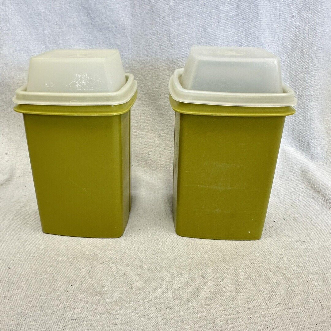 Tupperware Set 2 Pick A Deli Pickle Olive Keeper Containers 1330-2 ...
