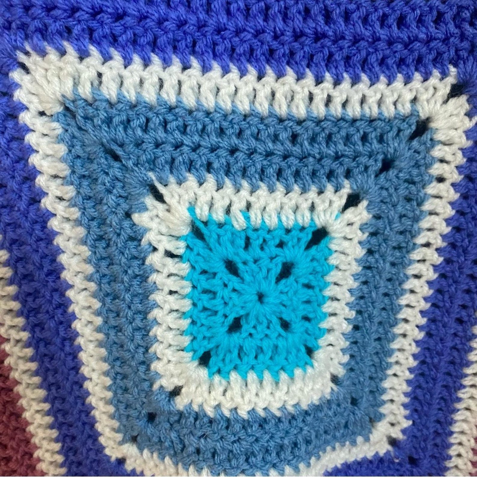 Hand Knit Centaur Mandala Multi Color Rainbow Granny Square Afghan ...