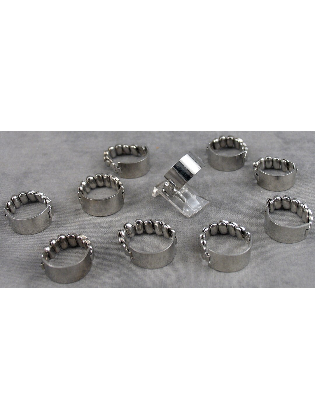 10 Vintage SIGNET STRETCH RINGS Engravable Stainless Steel New Old ...