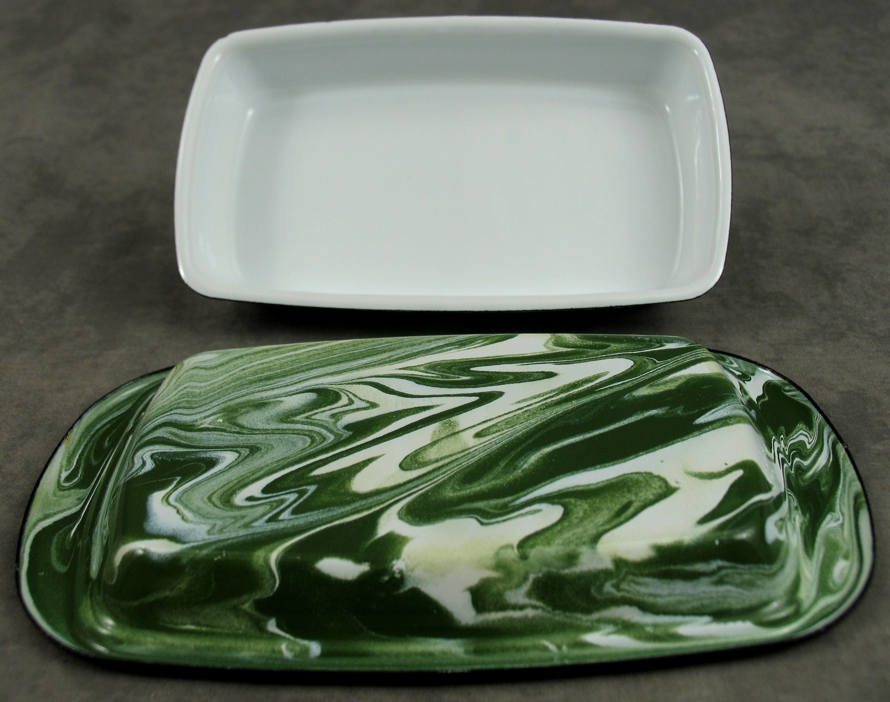 GREEN Splatter Enamelware BUTTER DISH Splatterware Enamel 1/2 - Etsy