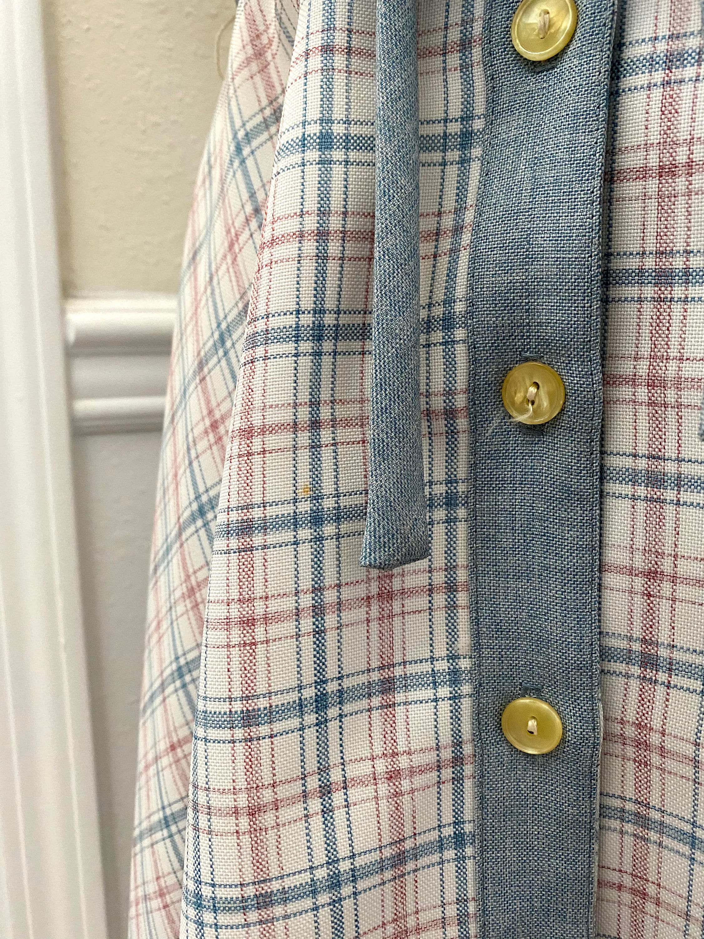 Vintage 1970s Pink & Blue Plaid Poly-blend Button Front House Dress ...