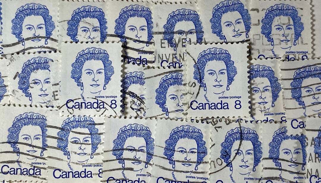 Stamp Art, Blue, Queen Elizabeth II, Canada, 8 Cent, Used Stamps - Etsy