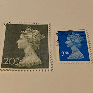 Stamp Art, Olive Green, Queen Elizabeth II, Machin, Great Britain, Used ...