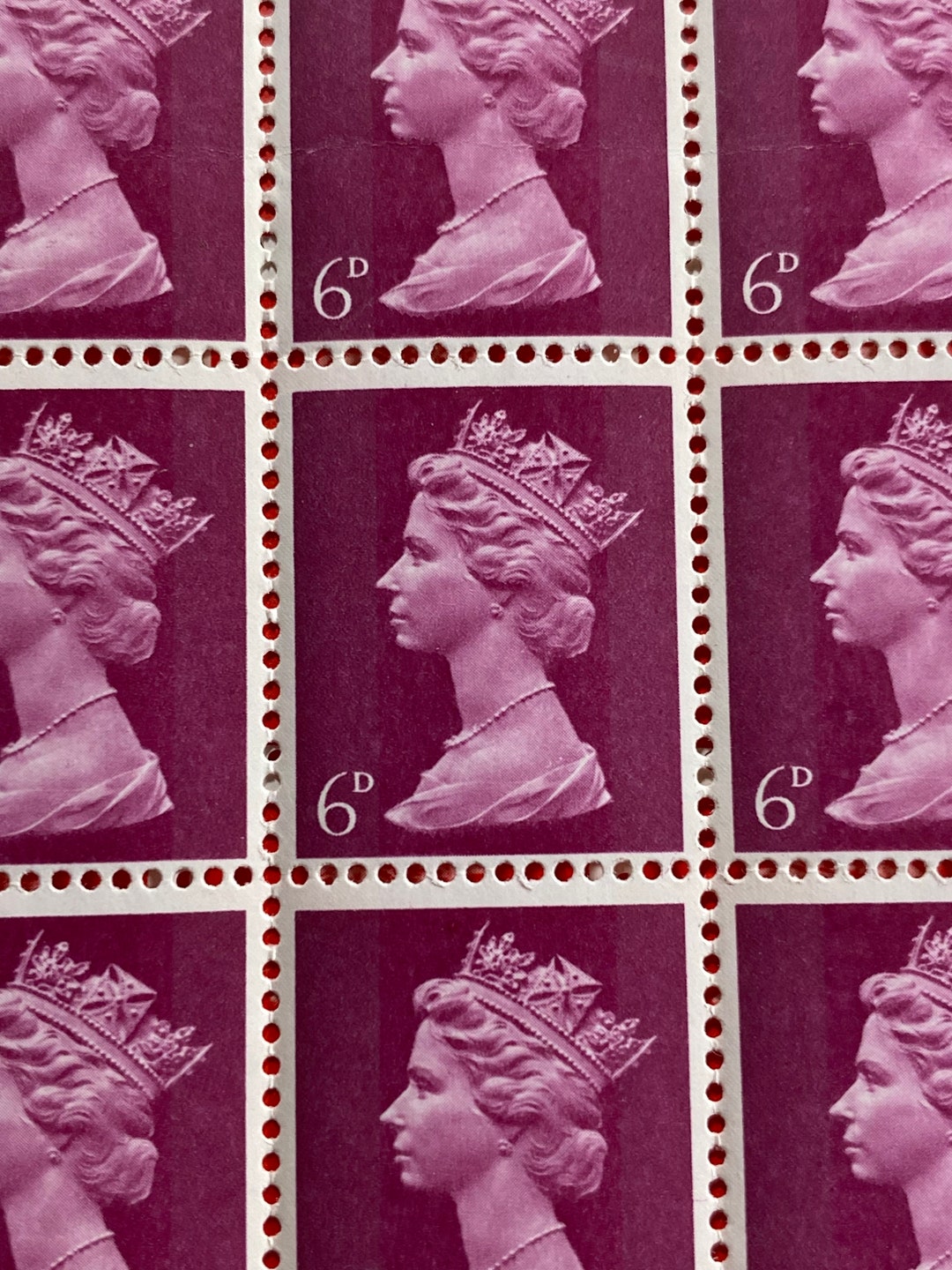Stamp Art, Reddish Purple, Queen Elizabeth II, Great Britain, Machin ...