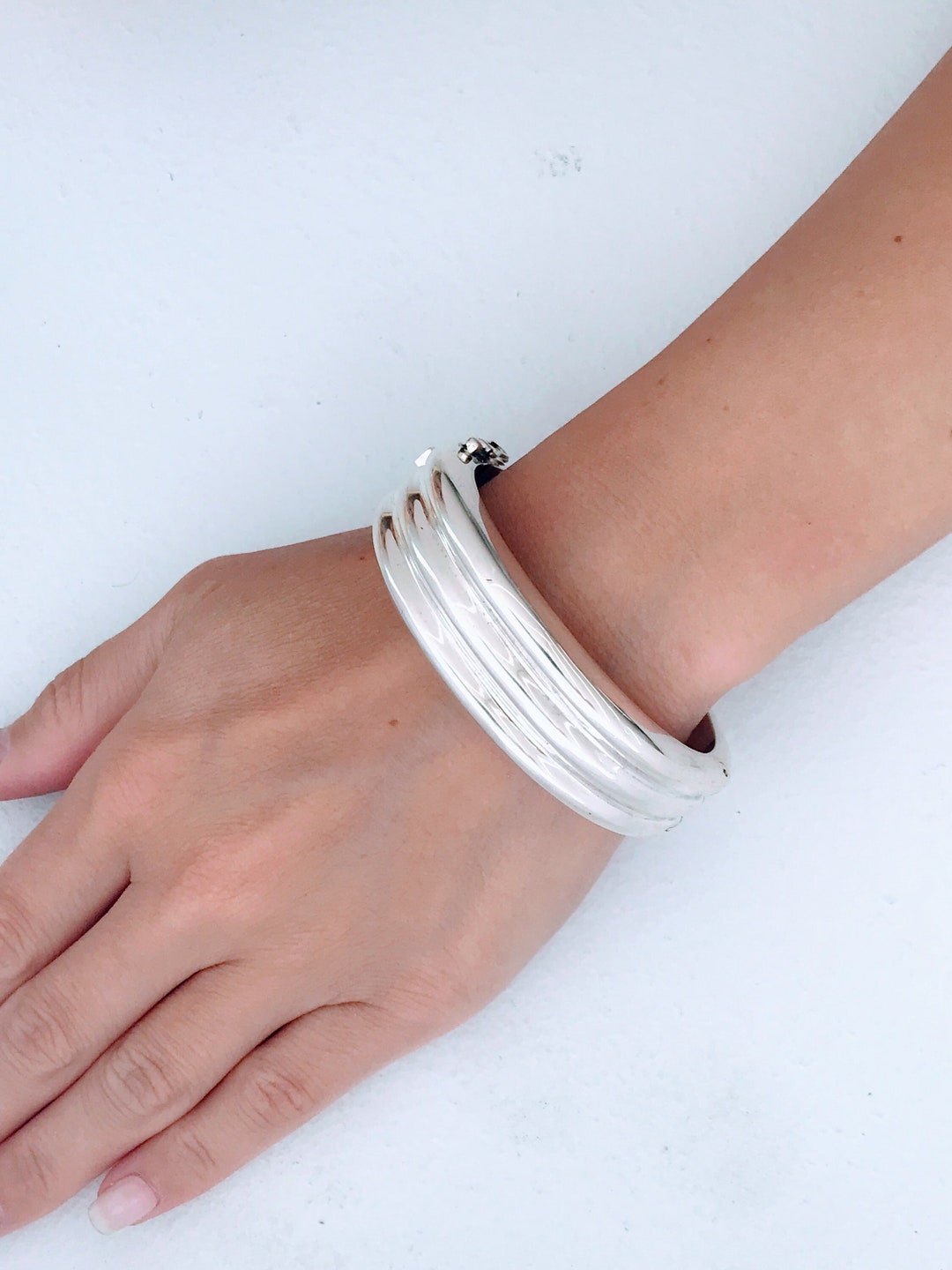 Vintage Modernist Bayanihan 925 Sterling Silver Hinged Bangle Bracelet ...