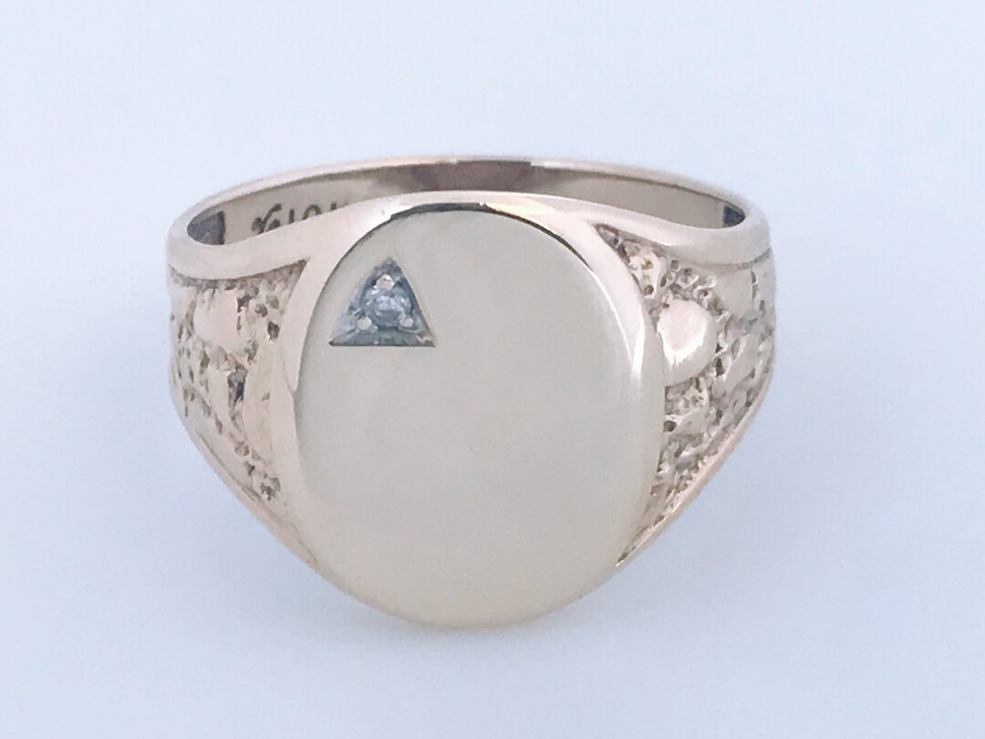 Vintage 10K Gold Diamond Oval Signet Ring Band, Retro 10K Yellow Gold ...