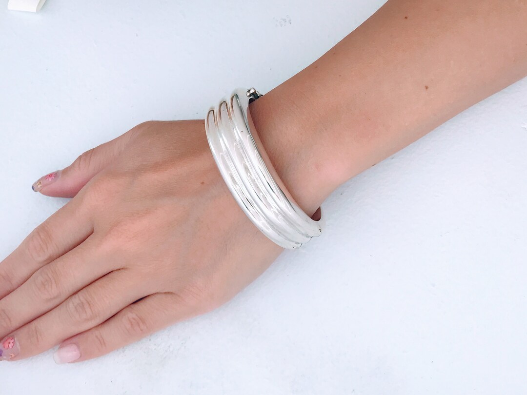 Vintage Modernist Bayanihan 925 Sterling Silver Hinged Bangle Bracelet ...