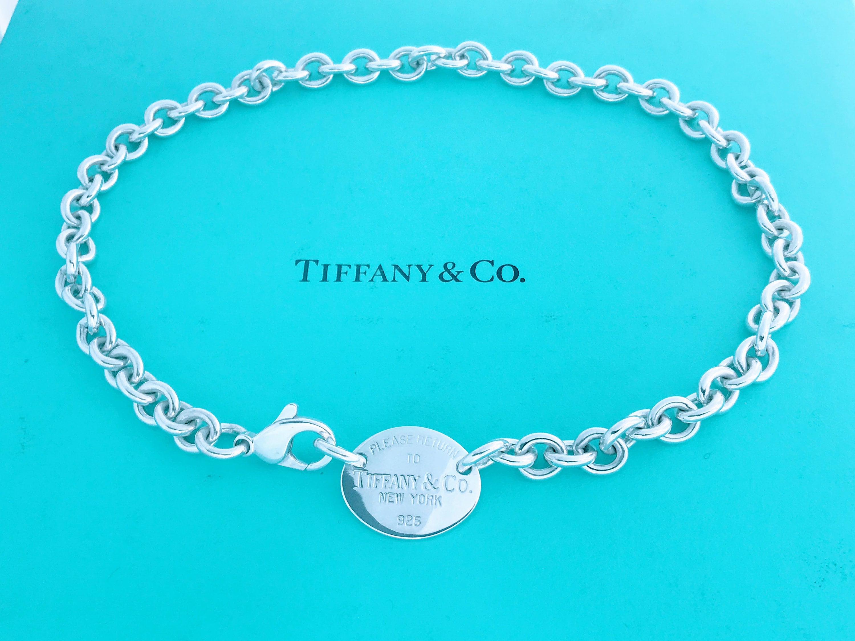 Tiffany & Co. 925 Sterling Silver Oval Tag Choker Necklace Tiffany & Co. 925 Sterling Silver Oval Tag Choker Necklace