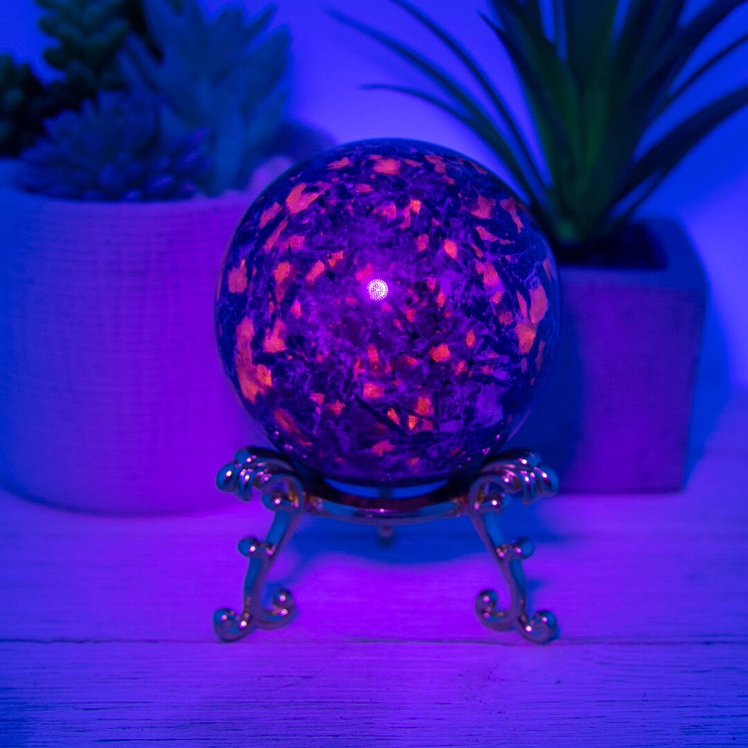 Large Yooperlite Sphere, Emberlite UV Fluorescent Sodalite Polished ...
