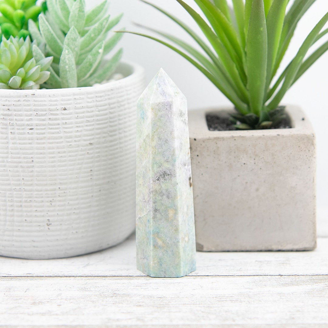 Hackmanite Point Tower, Rare Natural Blue Green Hackmanite Stone, UV ...