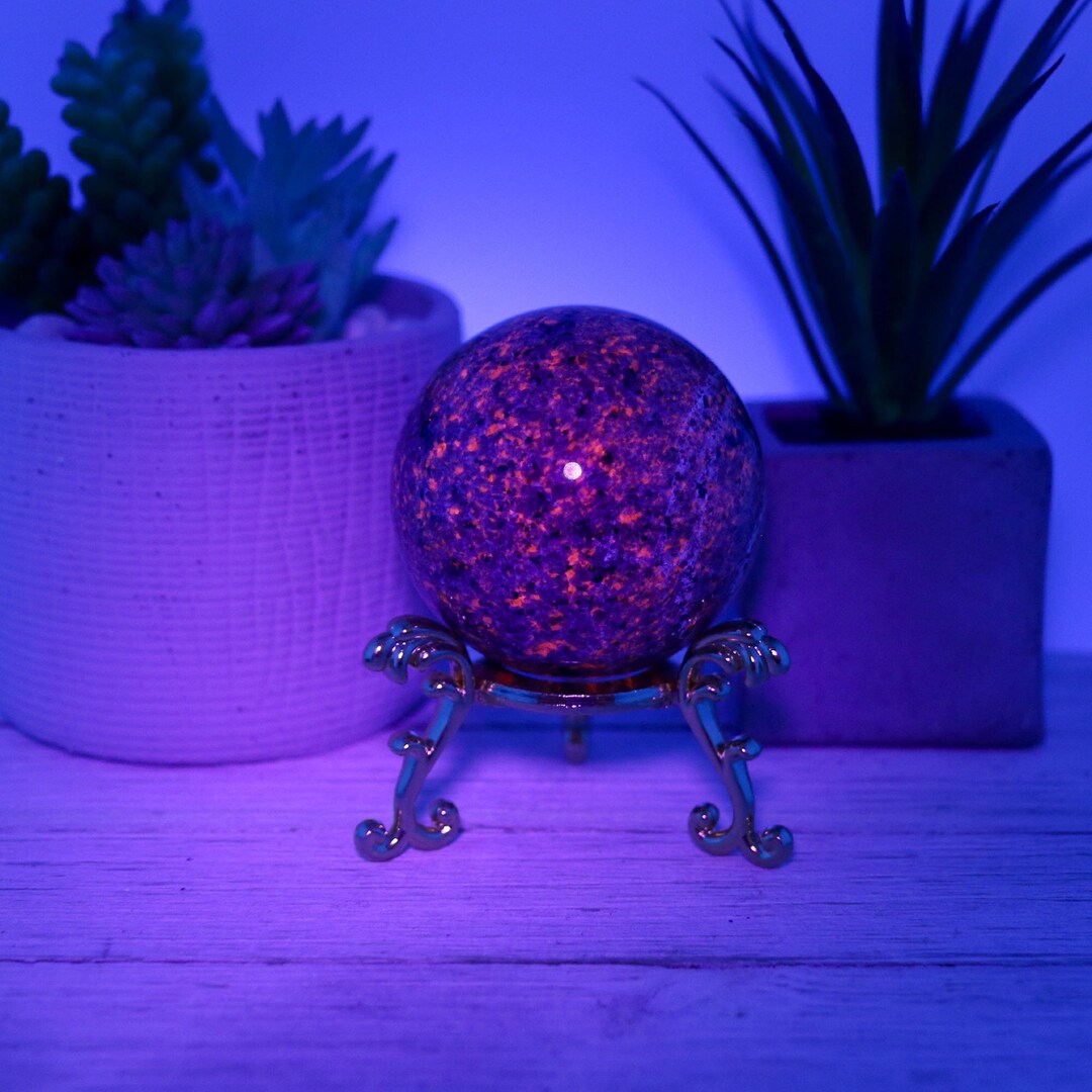 Large Yooperlite Sphere, Emberlite UV Fluorescent Sodalite Polished ...