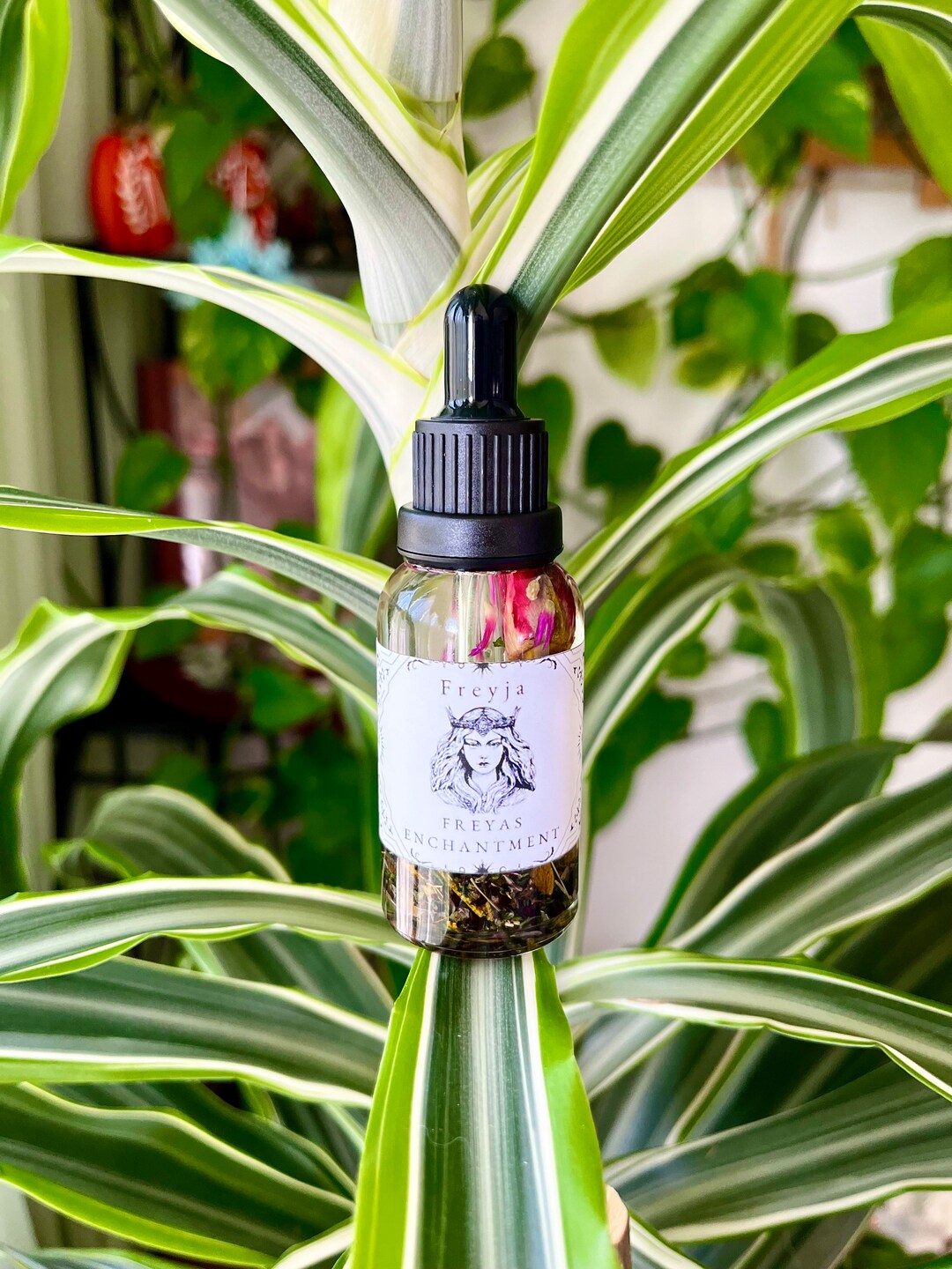Goddess Freya Ritual Oil | Love, Attraction Beauty Spell Oil ...