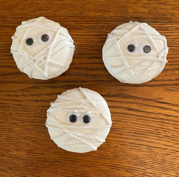 Fake Mummy Macaroon Fake Macaroon Halloween Macaroon White - Etsy