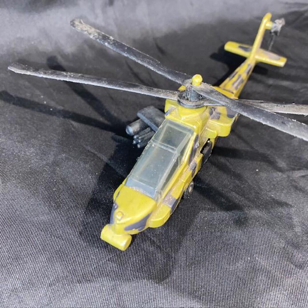 Tootsietoy AH-64A Apache Helicopter - Vintage Toy, Hard Body, Circa ...