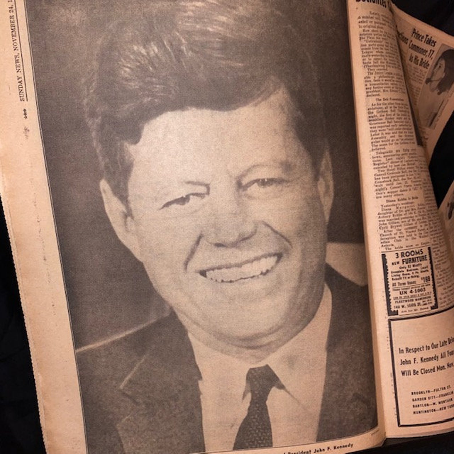 President Kennedy Assassination Vintage Sunday News johnson Leads ...