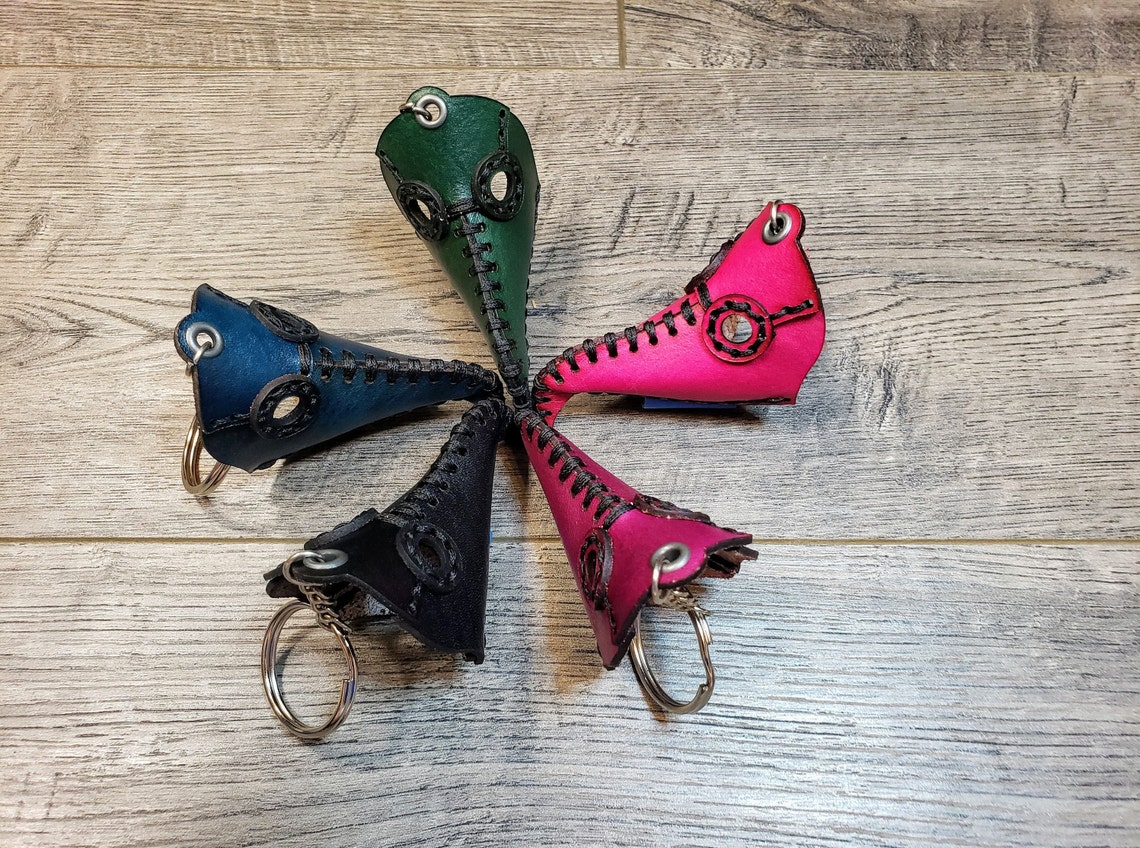 Plague Doctor Mask Key Chain/ Plague Doctor Costume | Etsy
