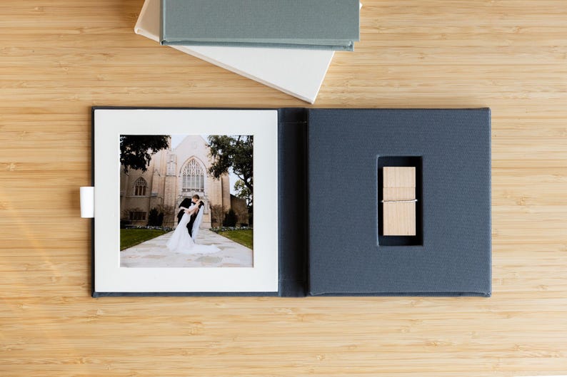 USB + 5x5 Photo Magnetic Linen Book Cloth Matted Bifold Folio | Photo ...