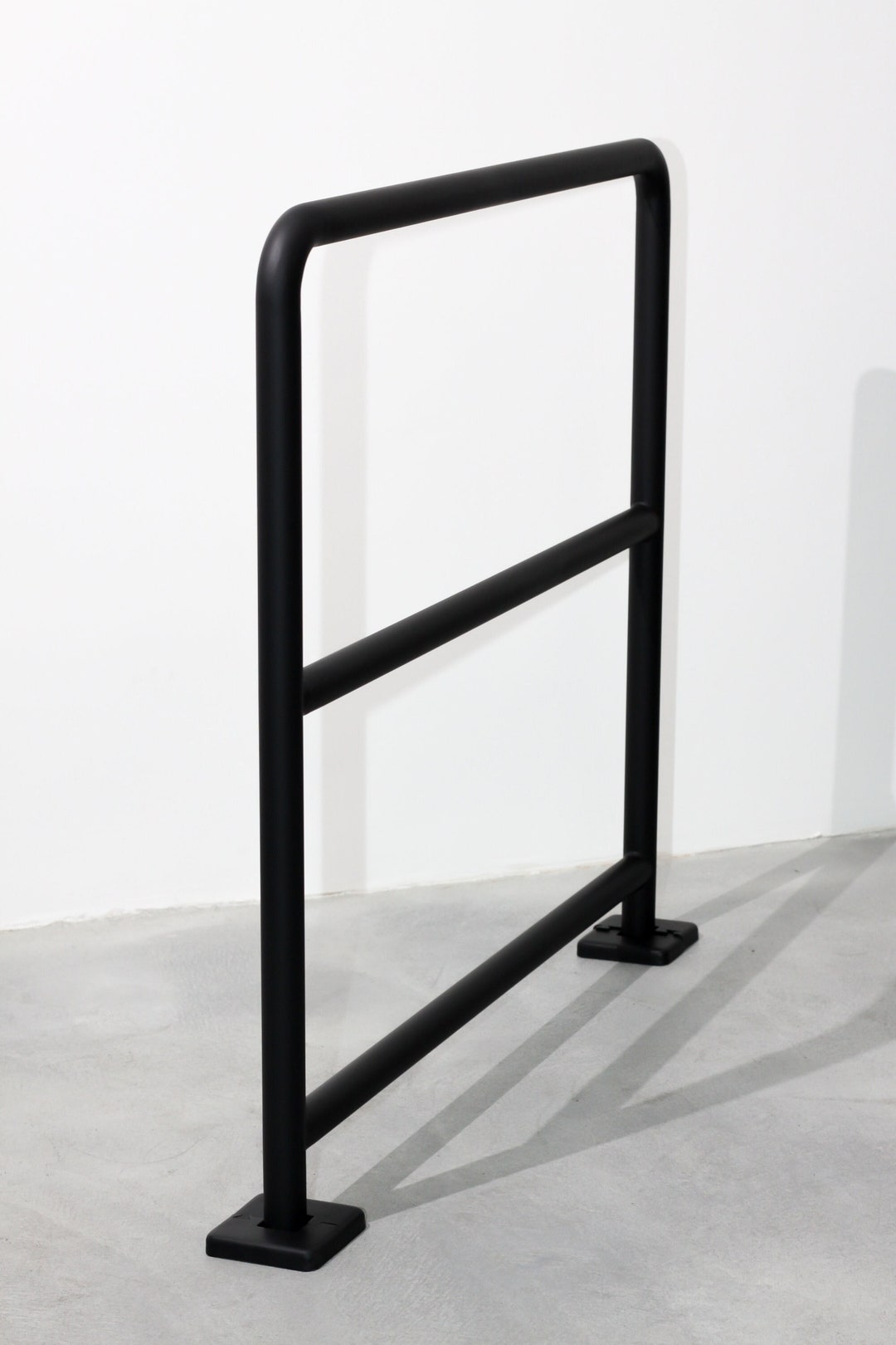 Black Round Metal Guardrail Railing Custom Made to Size for Porch, Deck ...