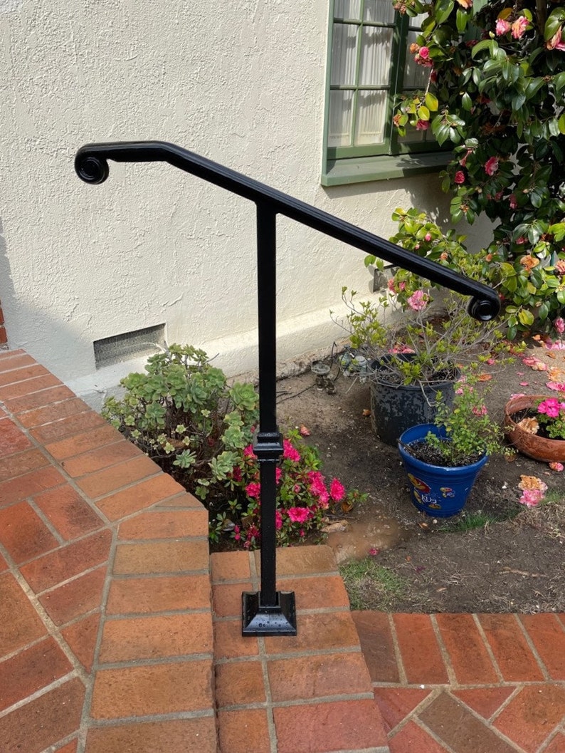 2" Molded Cap, Single-post Metal Handrail for 1 to 3 Steps (volute ...